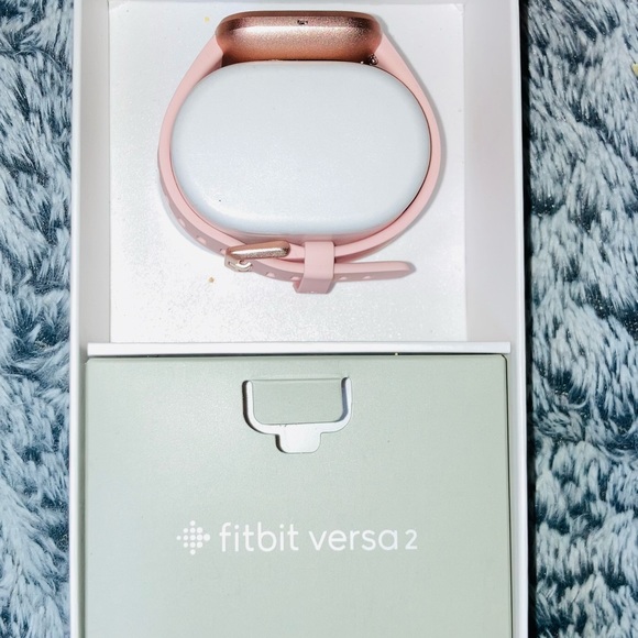 fitbit | Wearables | Fitbit Versa 2 | Poshmark